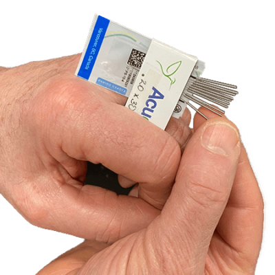 Acuclip magnetic needle clip